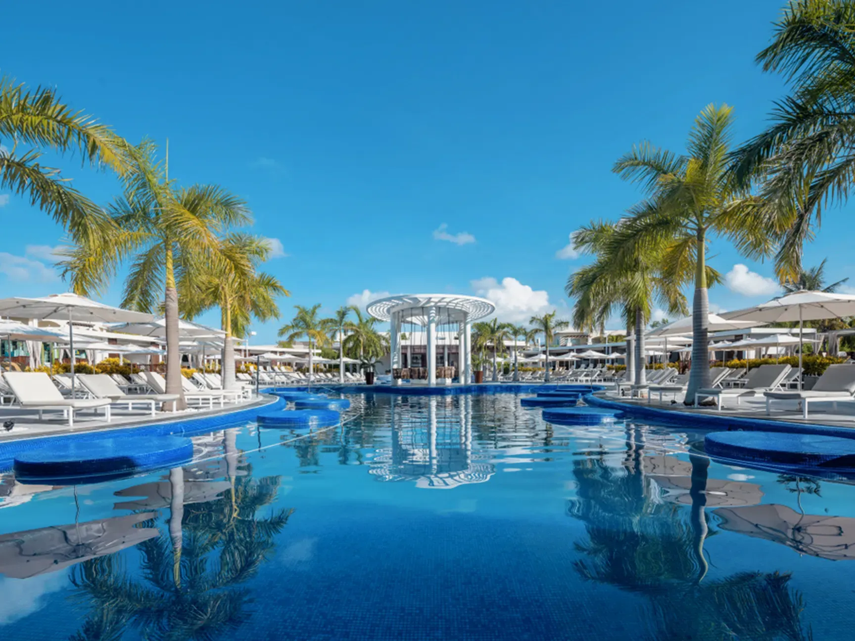 Enjoy world-class destinations | The Palace Company