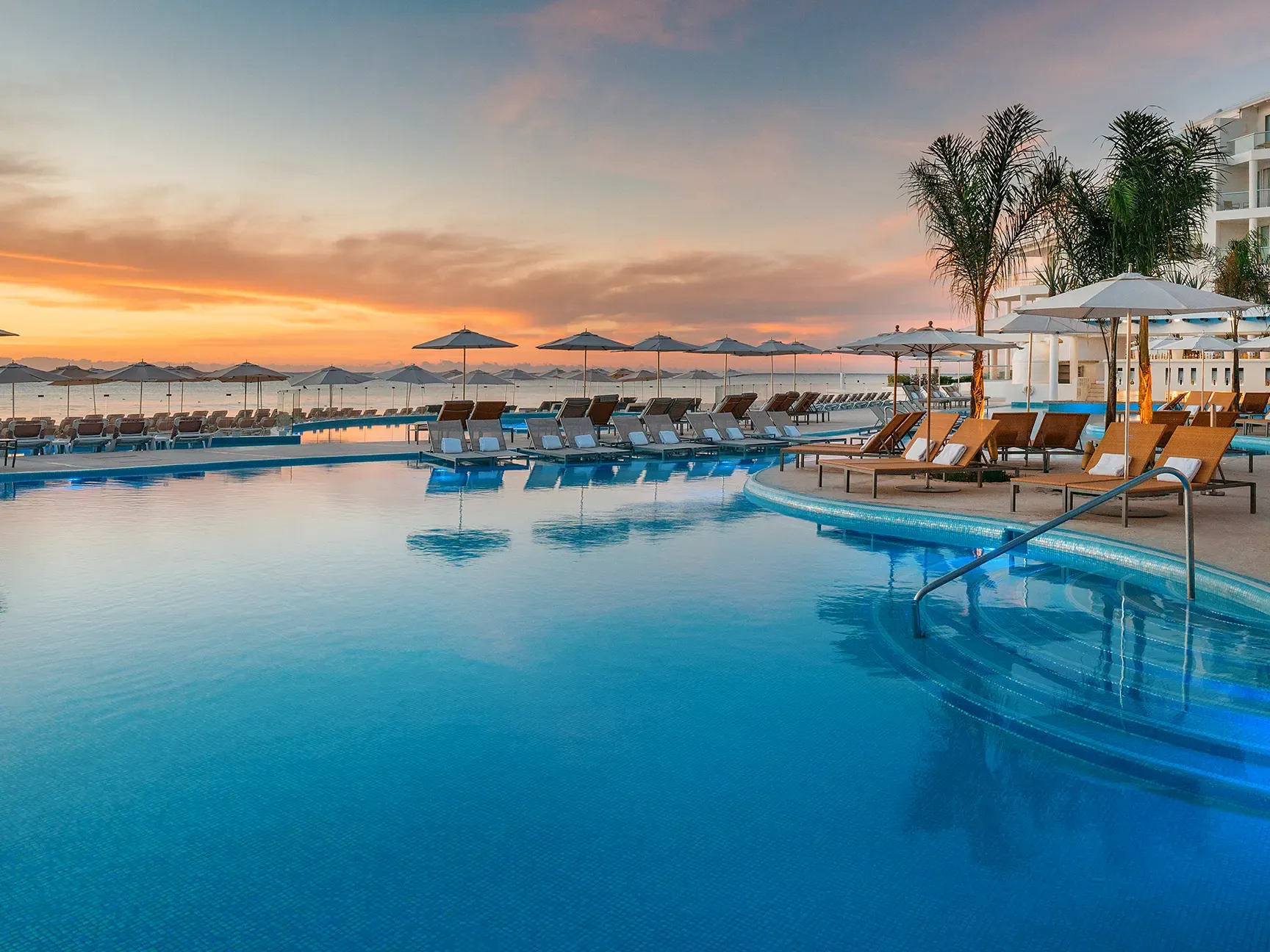 Enjoy world-class destinations | The Palace Company